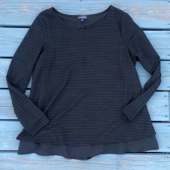 The Limited | Tops | The Limited Large Layered Patterned Black Top ...